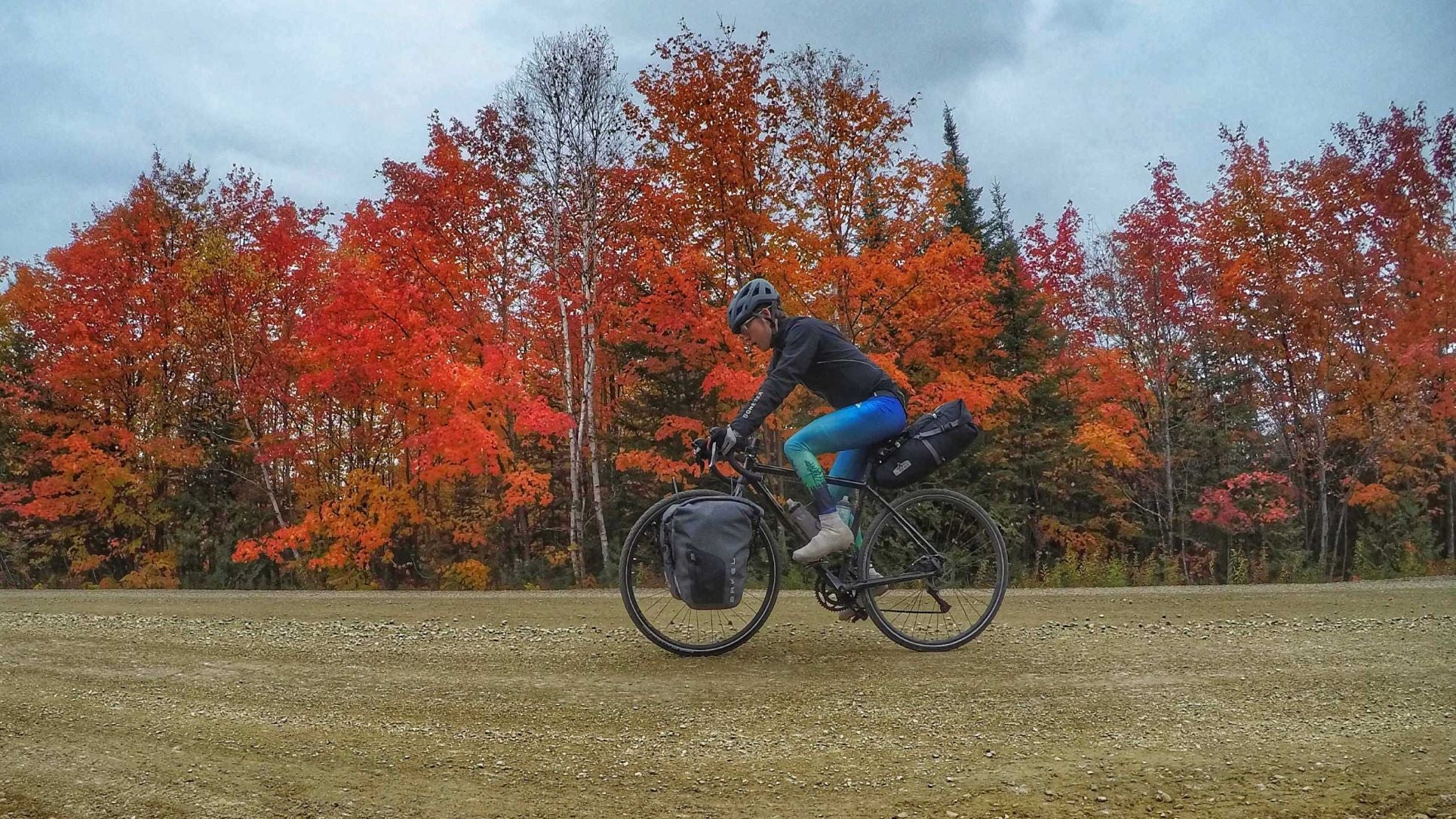 5 Tips To Safely Ride Your Bike In Fall – Arkel Bike Bags